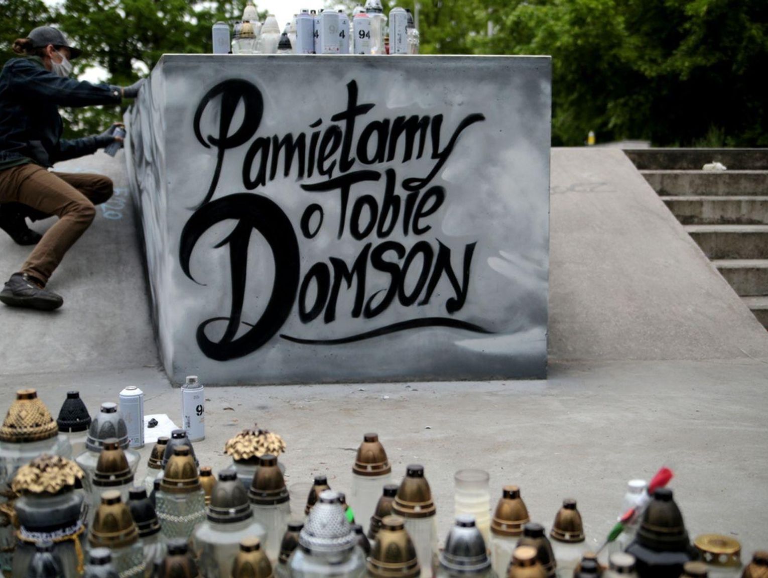 „Pamiętamy o Tobie Domson”. W skateparku powstało graffiti ...